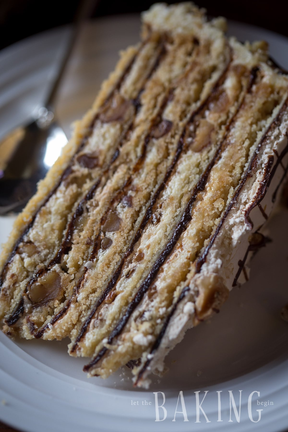 Shortbread Meringue Cake with Custard Buttercream (Holiday Cake) - Let ...