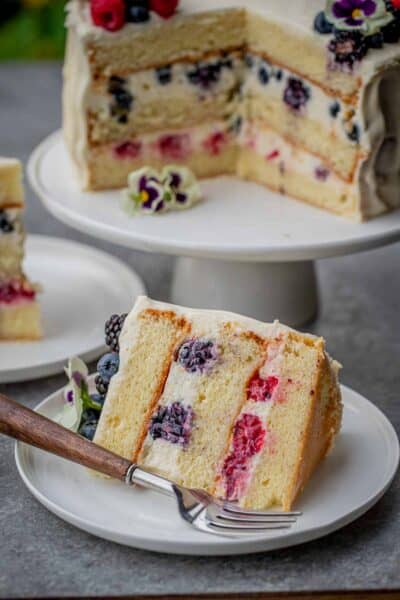 Chantilly Cake Recipe - Let the Baking Begin!